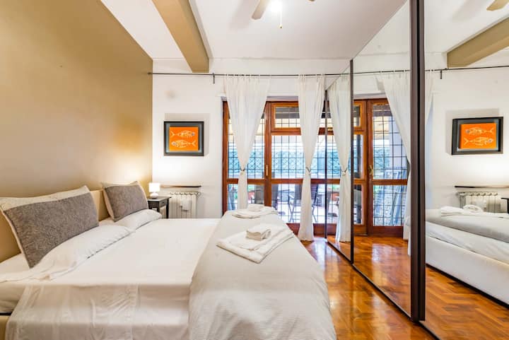 Alle Mura Aurelie Apartment - Rome