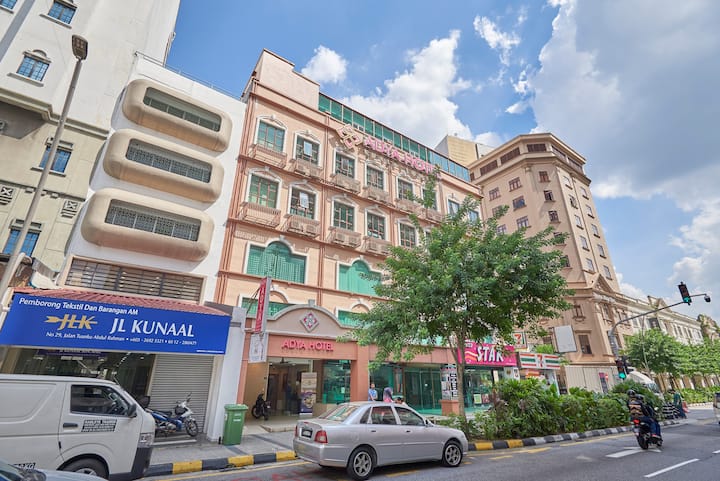 Adya | Std Queen Bedroom | Near City - Kuala Lumpur