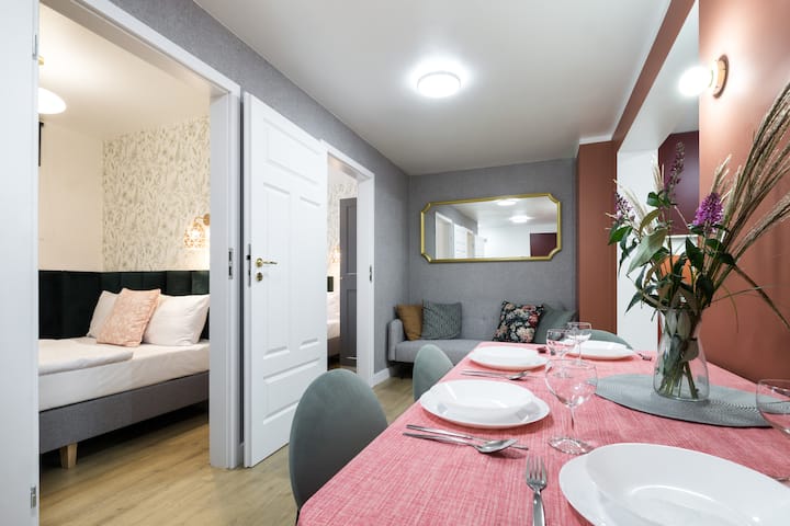 W1 - 2 Bedroom Apartment (Zabłocie) - Krakau