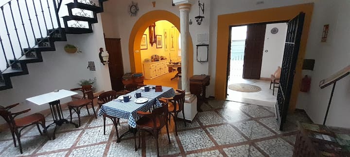 Habitación Con Balcón En Dama Sevilla B&b - Sevilla