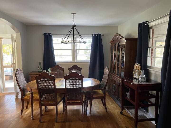 Mountain Mama - Hendersonville, NC