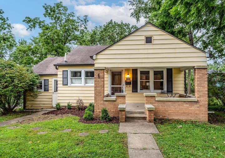 Sunny Cottage - Bloomington, IN