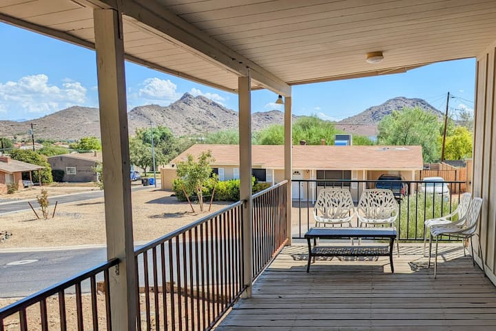 The Mountain View Room + Porch - Phoenix, AZ