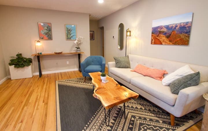 Casa Ristra - Modern, Cozy Home W/private Hot Tub - Albuquerque, NM