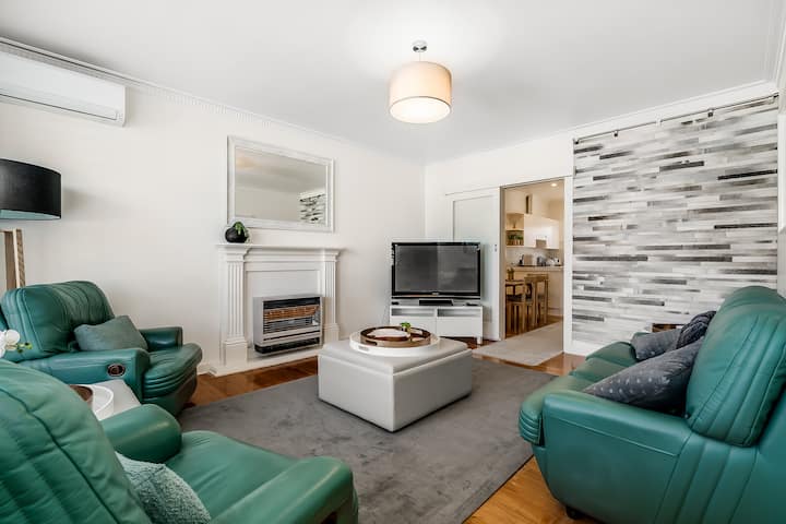 Swainson On Penzance - Adelaida