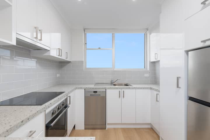 Top-floor Studio With Scenic Mosman Views & Wifi - North Sydney