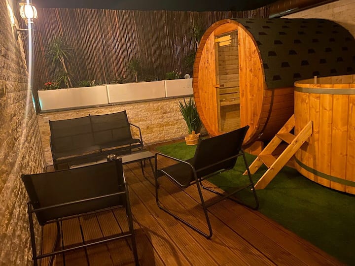 Penthouse Suite Terrasse & Sauna - Aachen