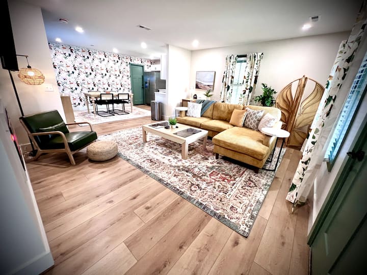 The Greenhouse - Knoxville, TN