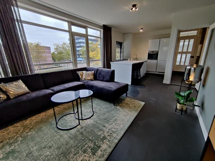 Spacious And Modern Apartment Near The City Center - Eindhoven