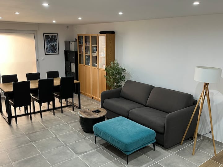 Grand Studio Calme En Provence - Auriol