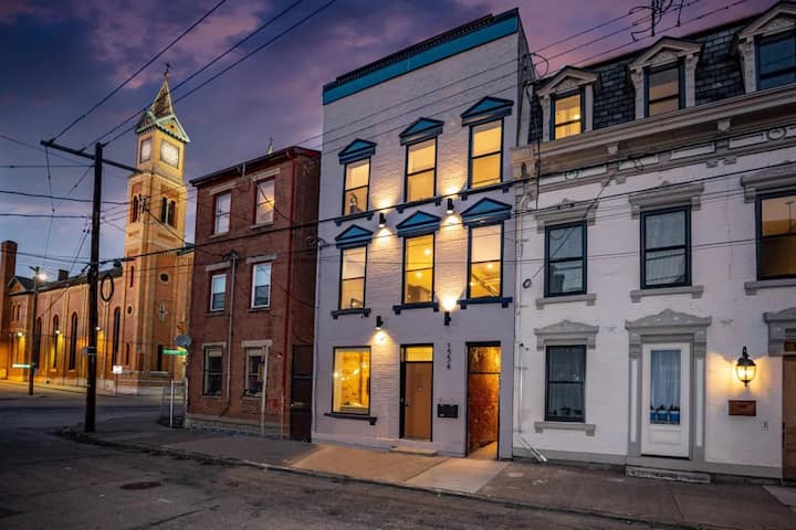 Cozy Apartment In Historic Otr - Cincinnati Zoo & Botanical Garden, Cincinnati