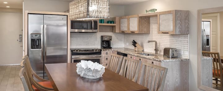 3 Bed Margaritaville Sleep 6+ - Saint John