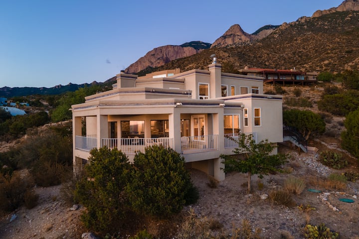 La Puerta Azul - Albuquerque, NM