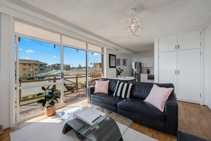 Central Poolside Hideaway, Sleeps 5 - Port Macquarie
