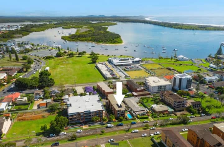 Central Poolside Hideaway, Sleeps 5 - Port Macquarie