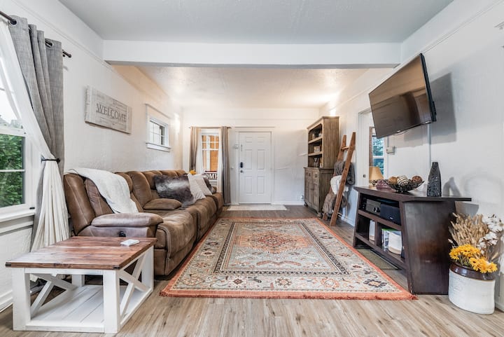 Private Home For Travel Nurses - Tacoma, WA