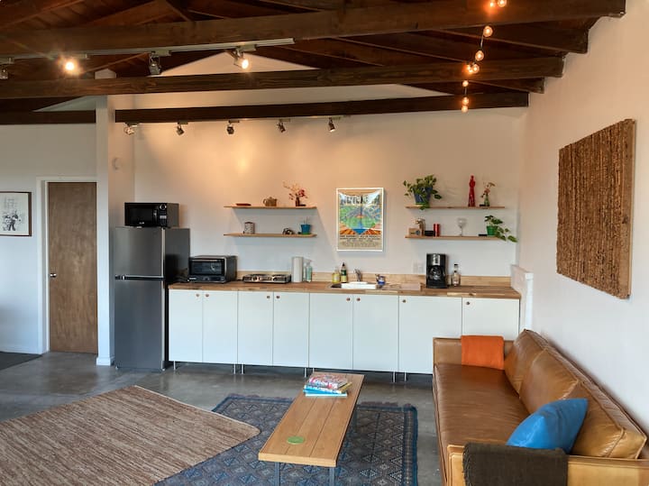 Mount Washington Studio - Los Angeles, CA