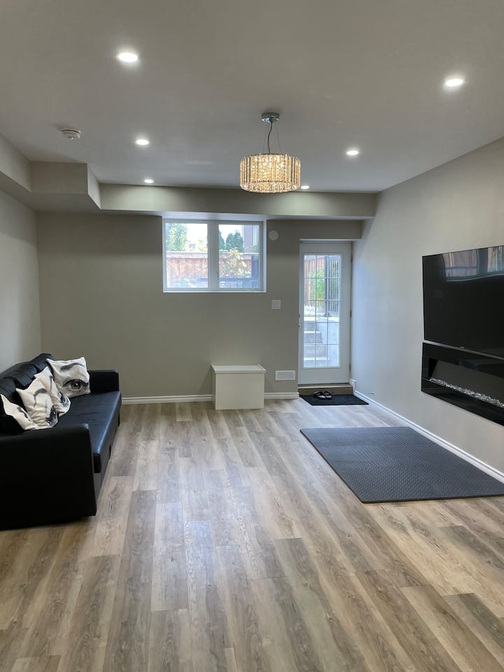 Apartment Unit - Oakville