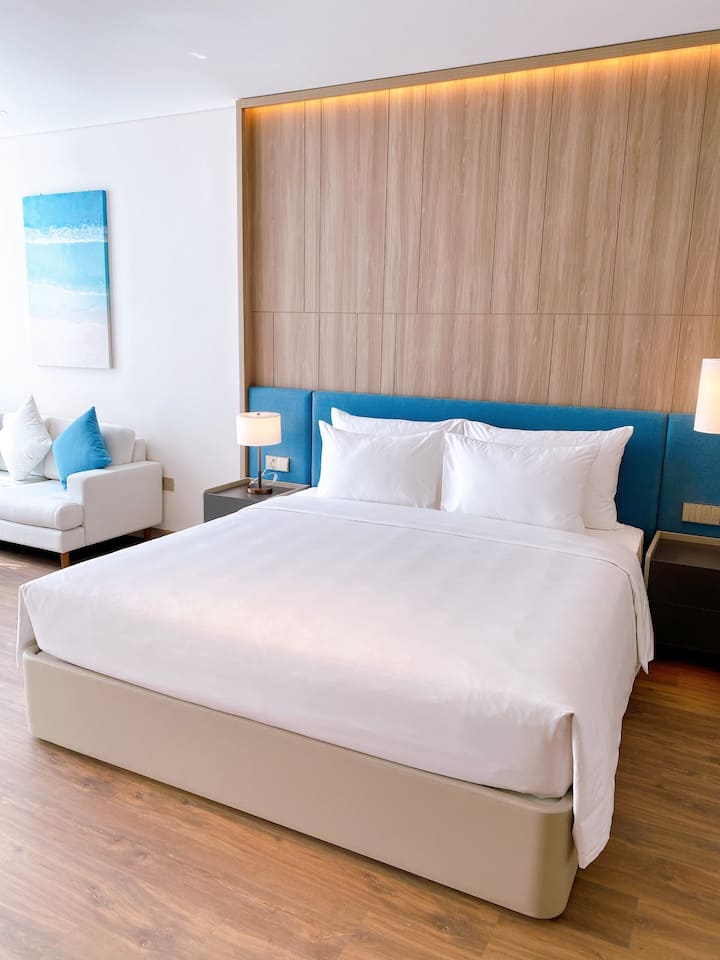 Luxury Apartment Right On The Beach-a Lacarte - Hạ Long