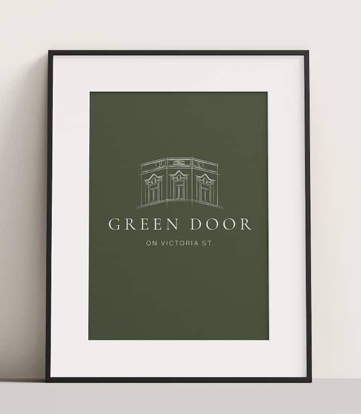 Green Door On Victoria - Cambridge