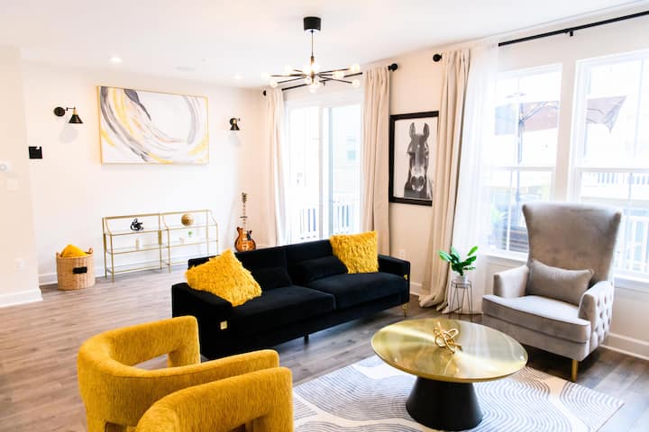 New Lux Home Close To Dc+metro - Largo, MD