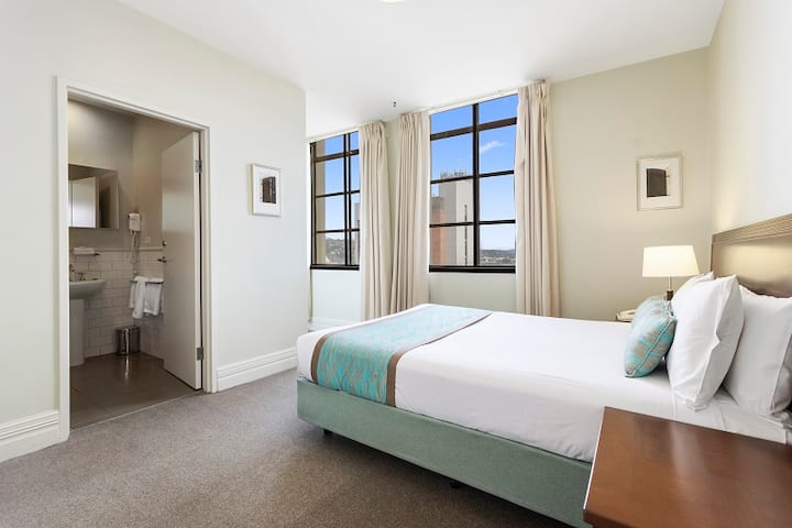 Launceston Central Two Bedroom Interconnecting - Launceston
