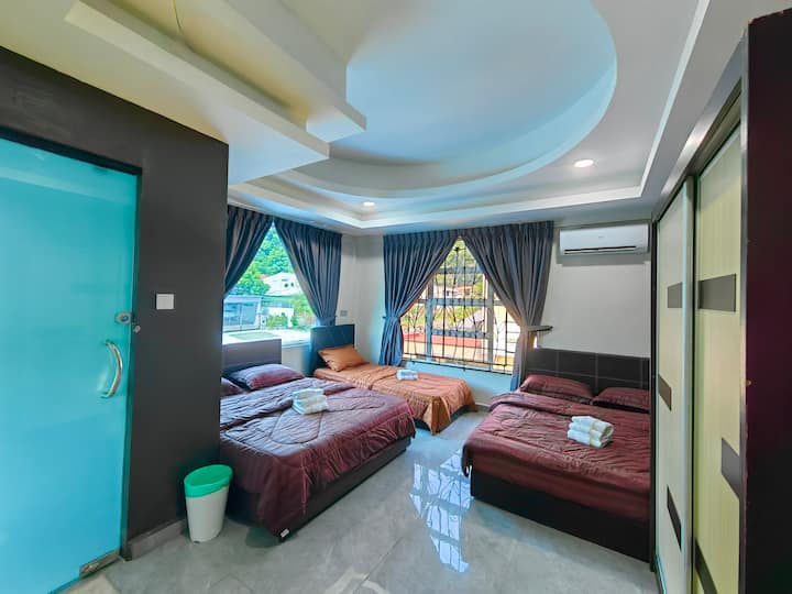 Aaronl Homestay, Taman Soon Kiong Semi-d In Kk - Kota Kinabalu