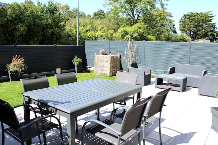 Villa Pâquerettes - 300m De La Plage - 6 Couchages - Jullouville