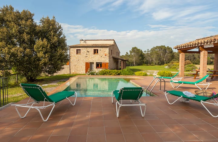 Tranquil Villa With Pool, Near Costa Brava - Banyoles