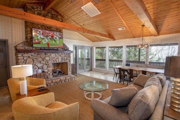 Mountain Home W/fantastic Views! - Linville, NC