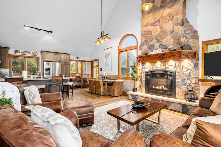 Snowbirdie - Located On Crystal Mountain Resort - Bear Lake, MI