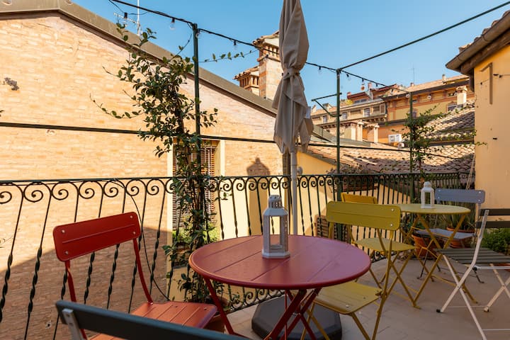 Casa Farini, Nel Cuore Di Bologna - ボローニャ