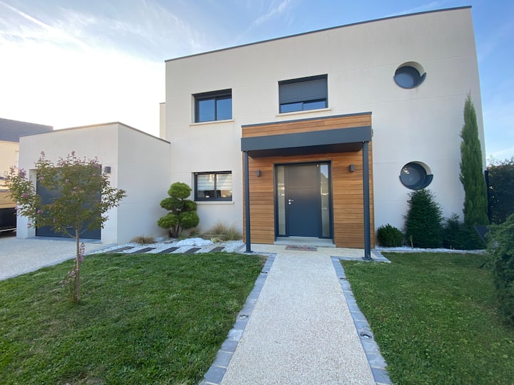 Villa Contemporaine - Piscine - Pontault-Combault