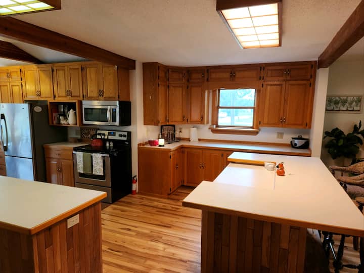 Spacious Family Farmhouse - 密西根