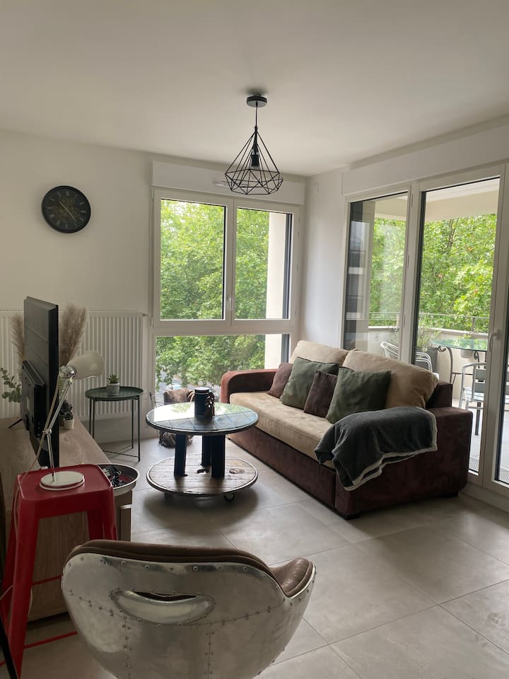T3 Cosy Et Lumineux Avec Terrasse - Noisy-le-Sec