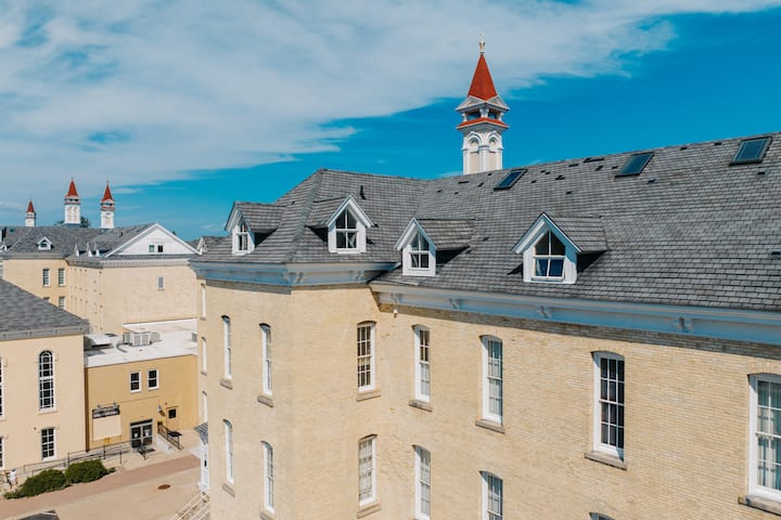 Cuckoo’s Nest - Traverse City, MI