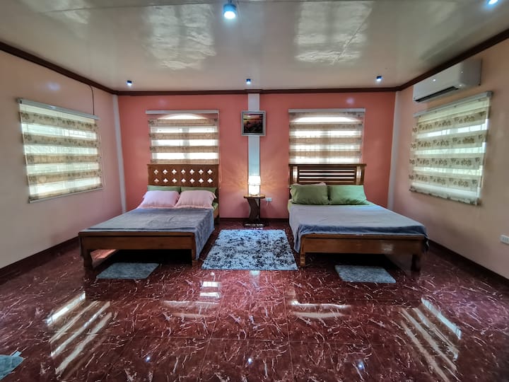 Sleeps 4-8, Pool Resort, Murals, Wi-fi, Netflix - Malvar