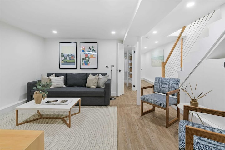 Beautifully Renovated One-bedroom In Queen West! - Mississauga