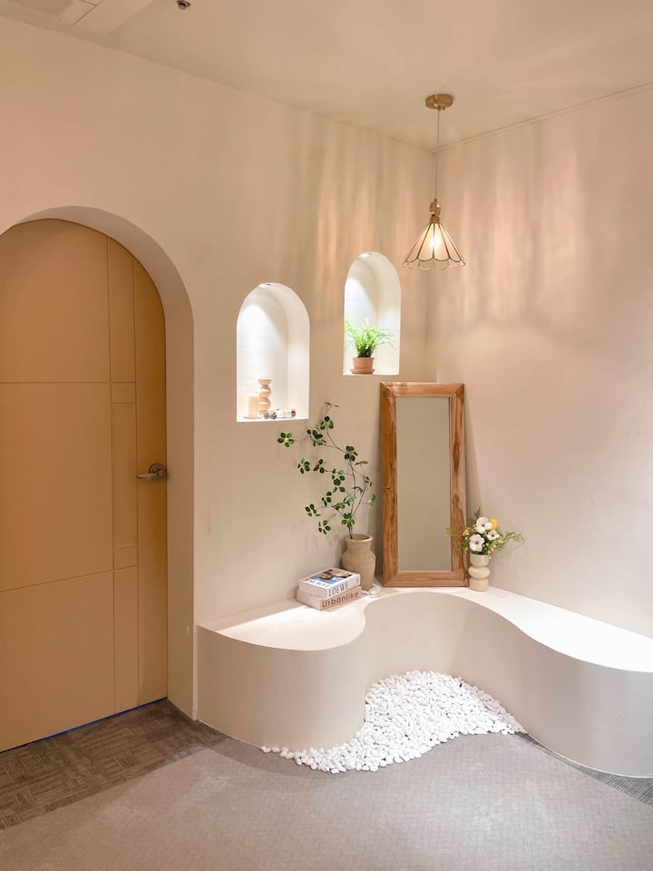 Stay Gaon #03 부산 남포동 하버뷰 감성숙소 [디럭스 트윈룸] - Busan