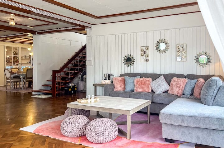 Spacious Luxury Villa @Nimman, Big Garden And Pool - Chiang Mai