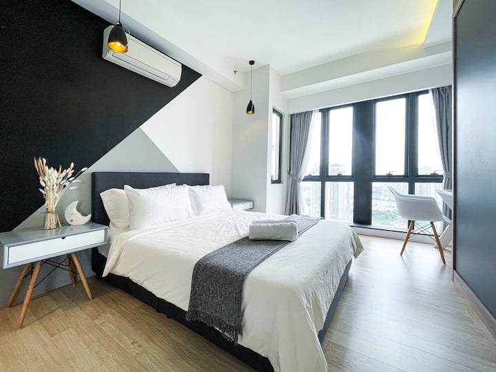A1 Stylish 2 Bedroom Revo Pavilion Bukit Jalil - 蒲種