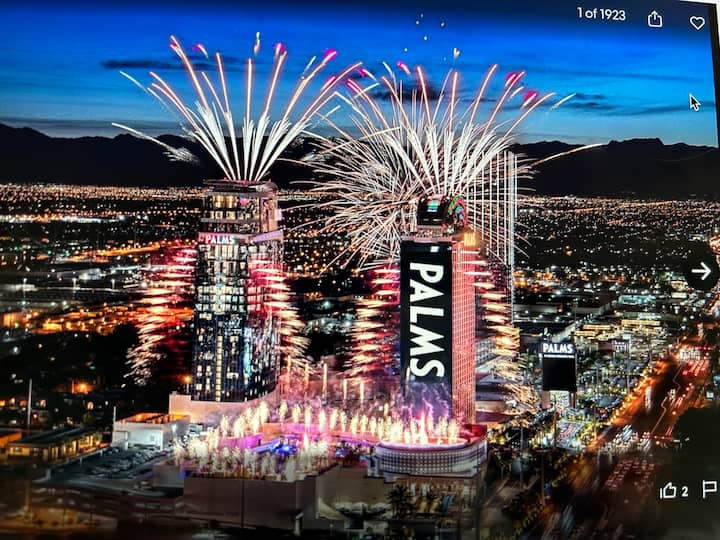 Palms Studio | Free Parking + No Resort Fees - Resorts World Las Vegas