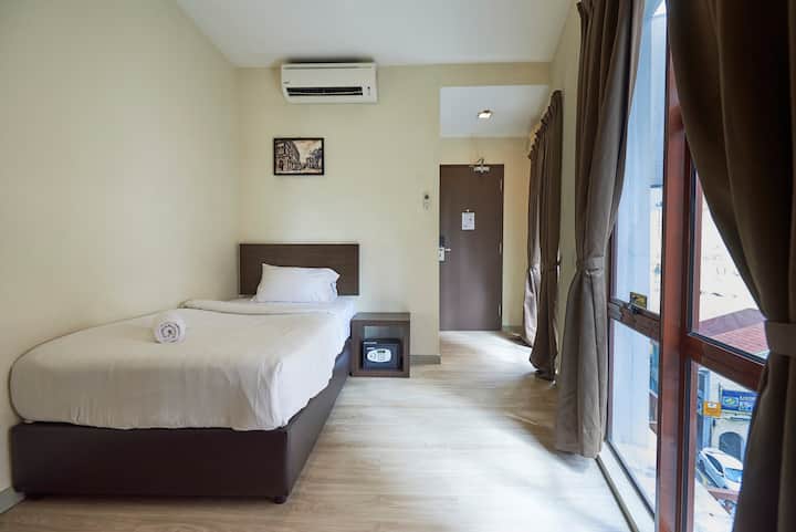 Adya | Dlx Single Cozy & Comfort Bedroom - Kuala Lumpur