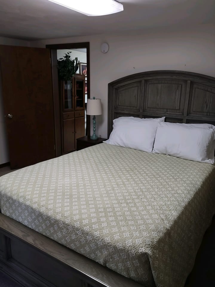 Washington Old Town Room One - Lansing, MI
