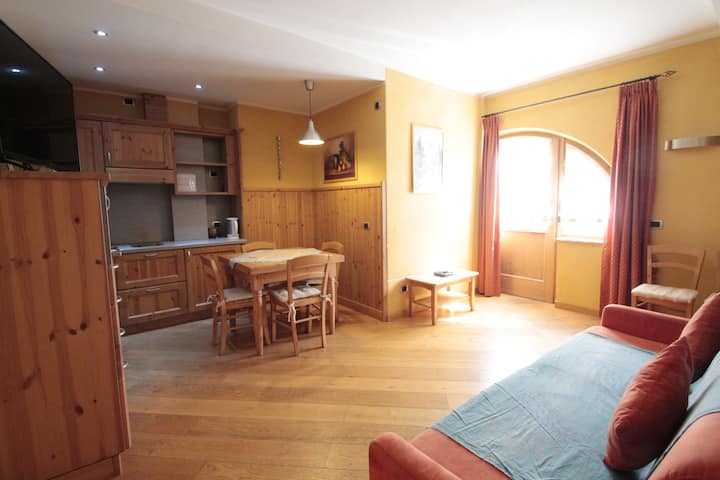 Montecarlo: Bilocale Centrale E Sulle Piste - Livigno