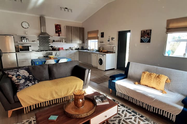 The Linden Tree - Pigeon Loft - Napier, South Africa