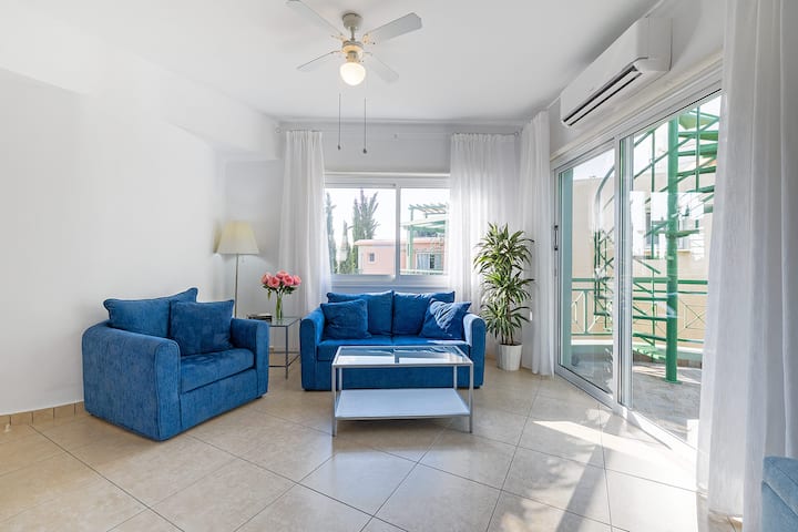 Sun Roof Terrace Apartment - Pafos