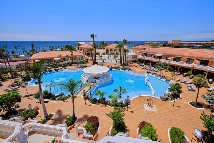 Home2book Modern Design Seaview Apt, Pool&terrace - Playa de las Américas