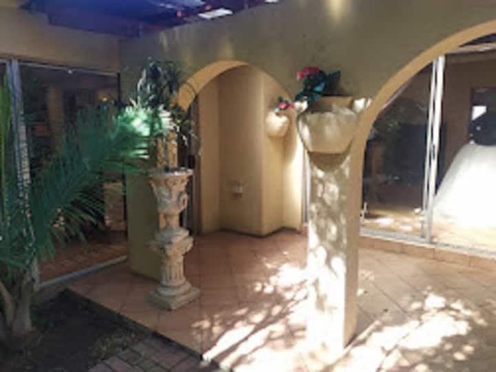 Feel Of The Country In The City. - Boksburg