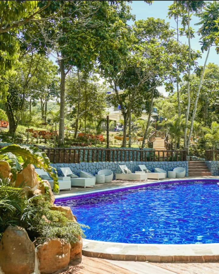 Midland Resort - Tanay